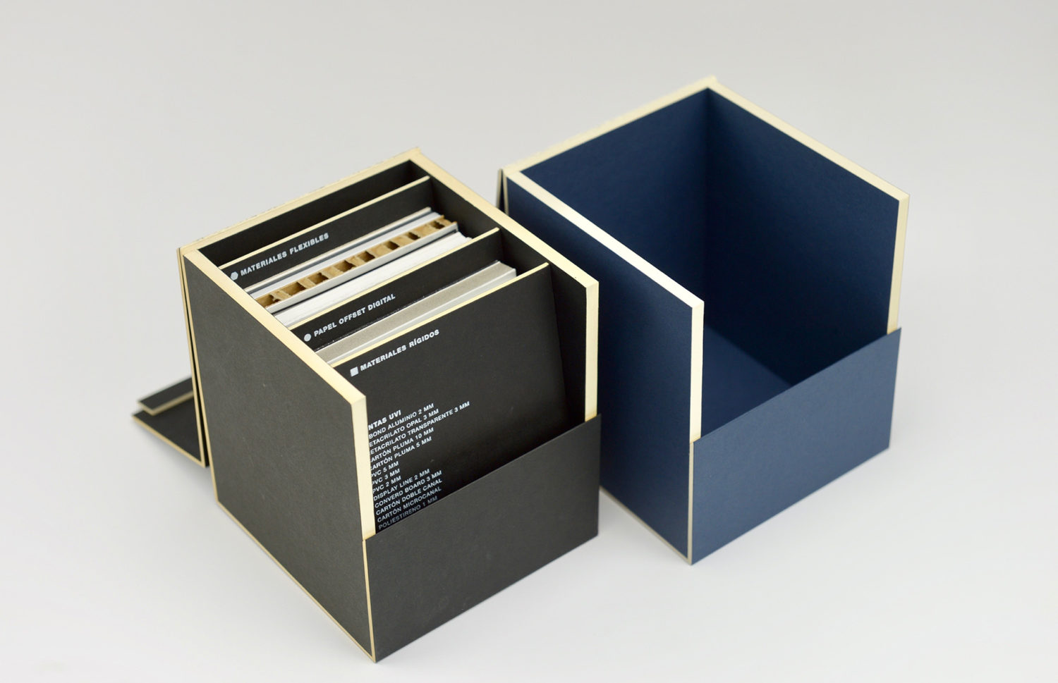 Materials showcase box for ‘Digital’ company - 200BIS BARCELONA
